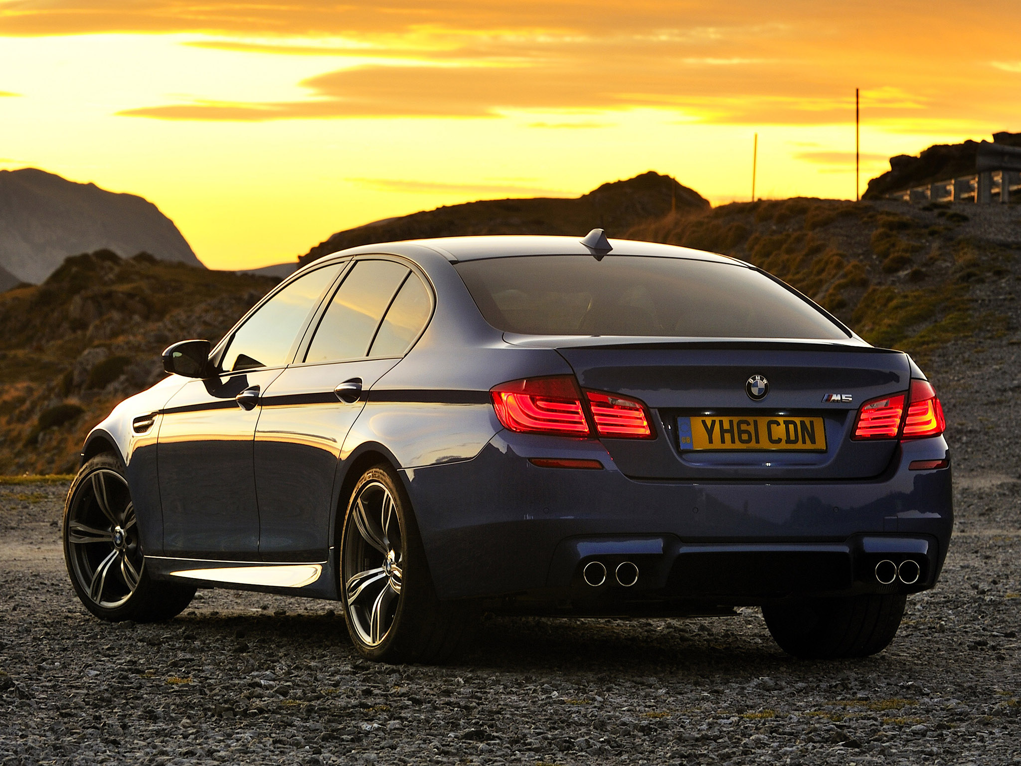 BMW F10 M5 5 SERIES CONVERSION BODY KIT UPGRADE STYLING 2010 2015